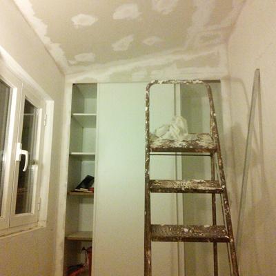 Quanto custa demolir paredes e muros? Orçamento grátis